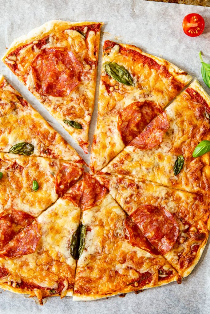 Puff Pastry Pizza Margherita - Vikalinka