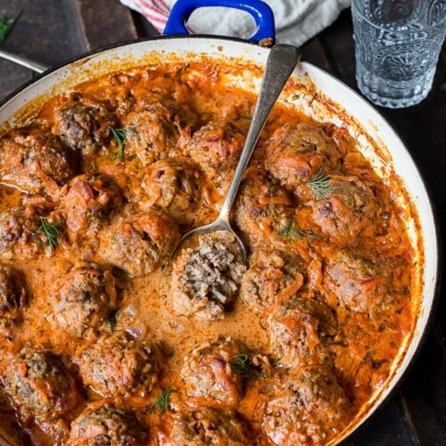 Porcupine Meatballs in Creamy Tomato Sauce (Tefteli) - Vikalinka