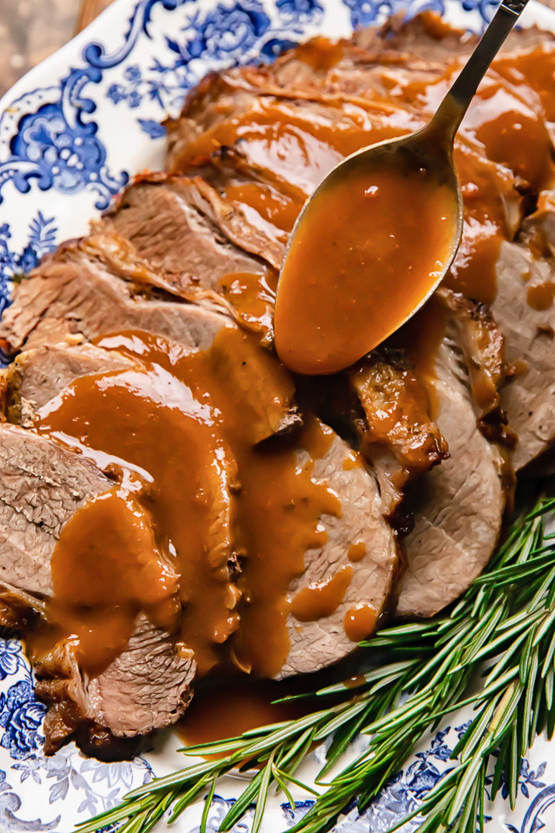 Slow Cooker Roast Beef - Vikalinka