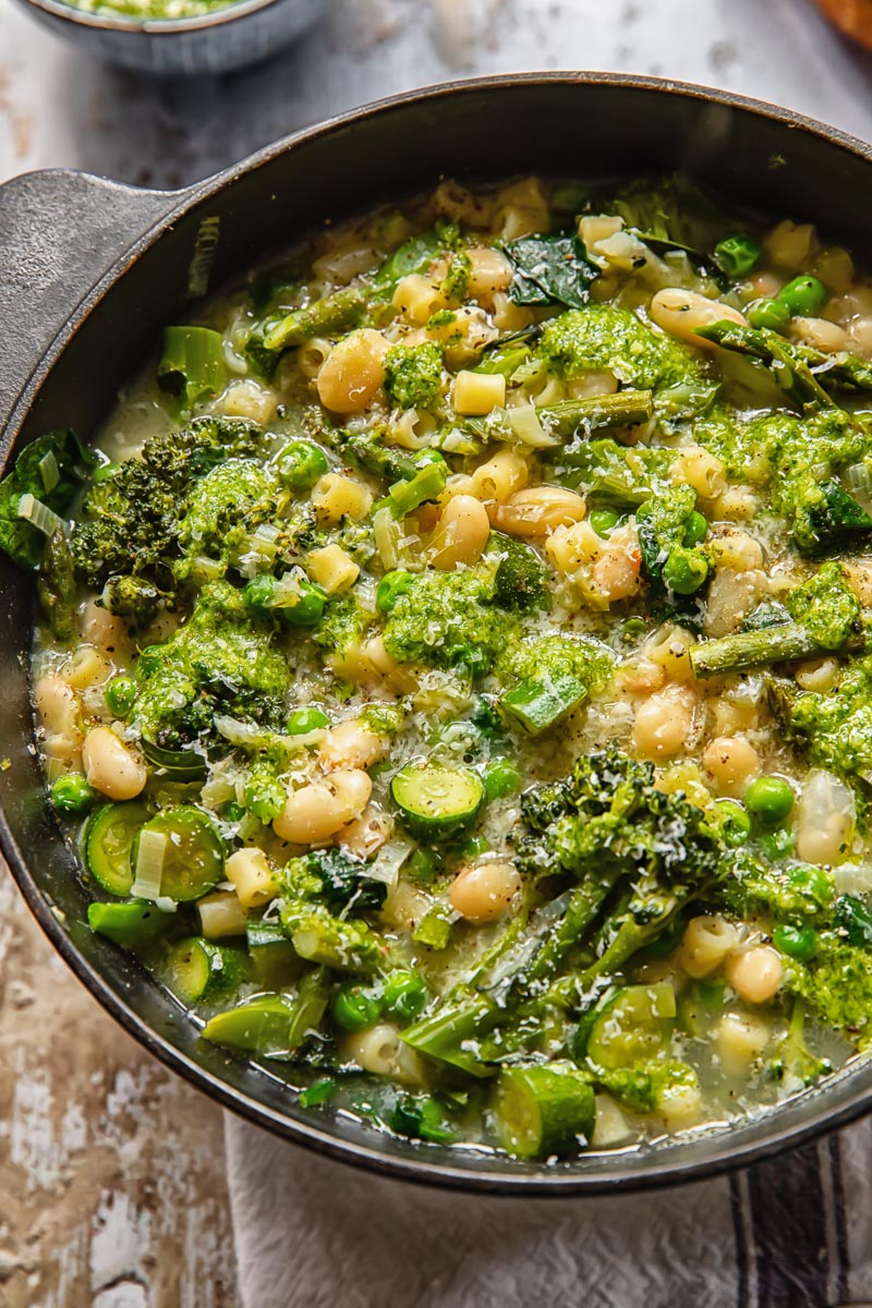 Spring Minestrone Soup - Vikalinka