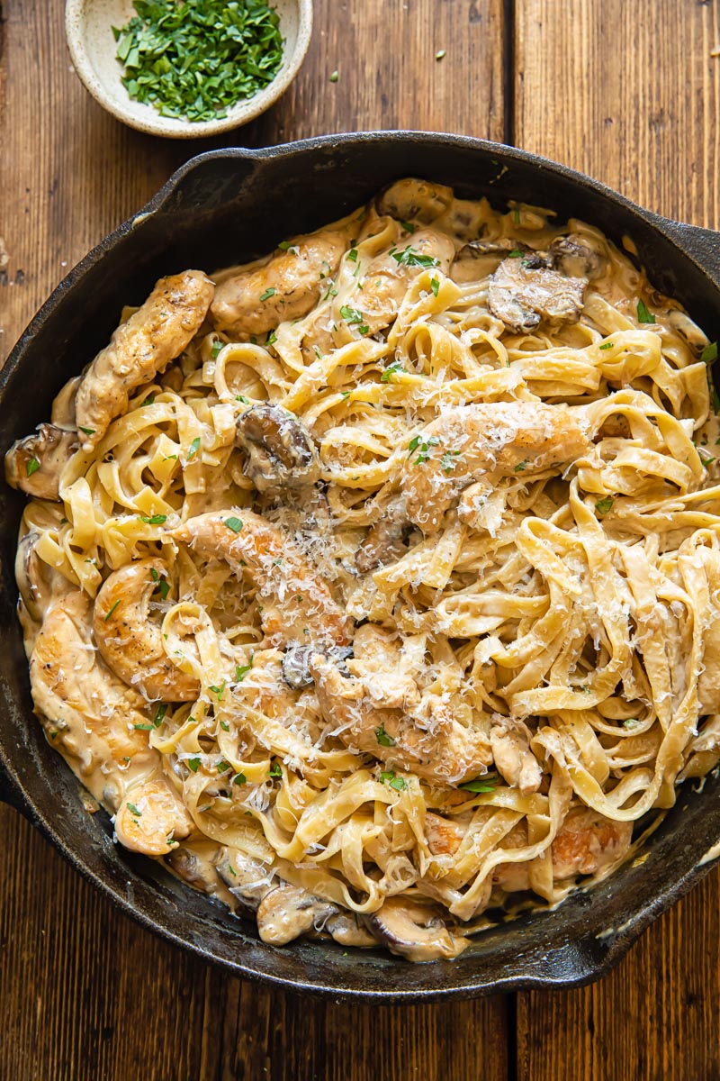 Chicken Marsala Fettuccine - Vikalinka
