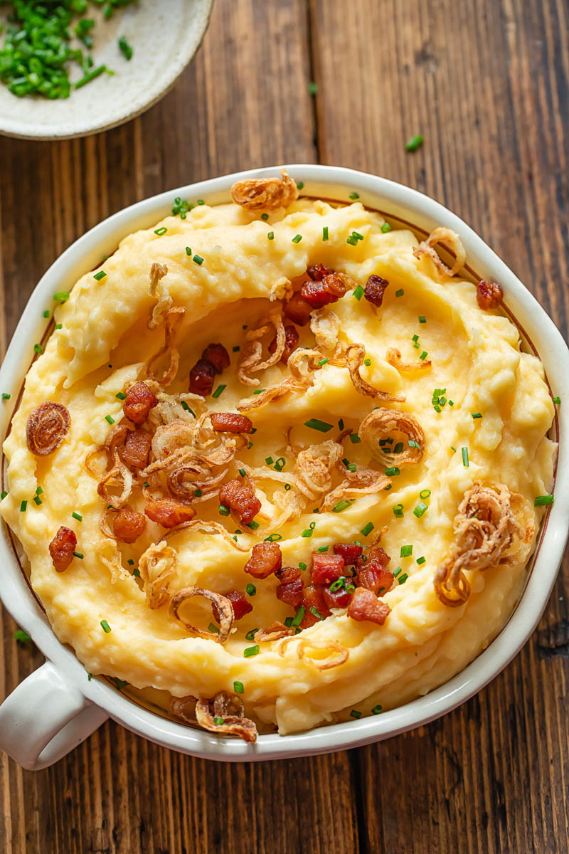Cheesy Loaded Mashed Potatoes with Crispy Shallots and Pancetta - Vikalinka